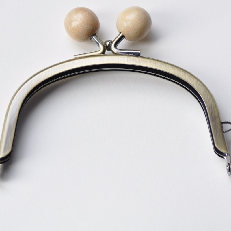 Kiss Lock Frame - Etsy