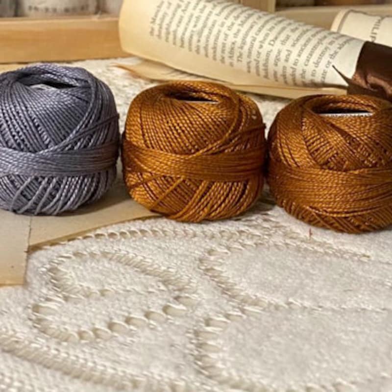 Thread Animals - Etsy