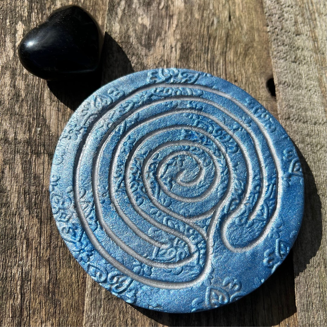 Palm-sized Finger Labyrinth for Meditation / Prayer / - Etsy