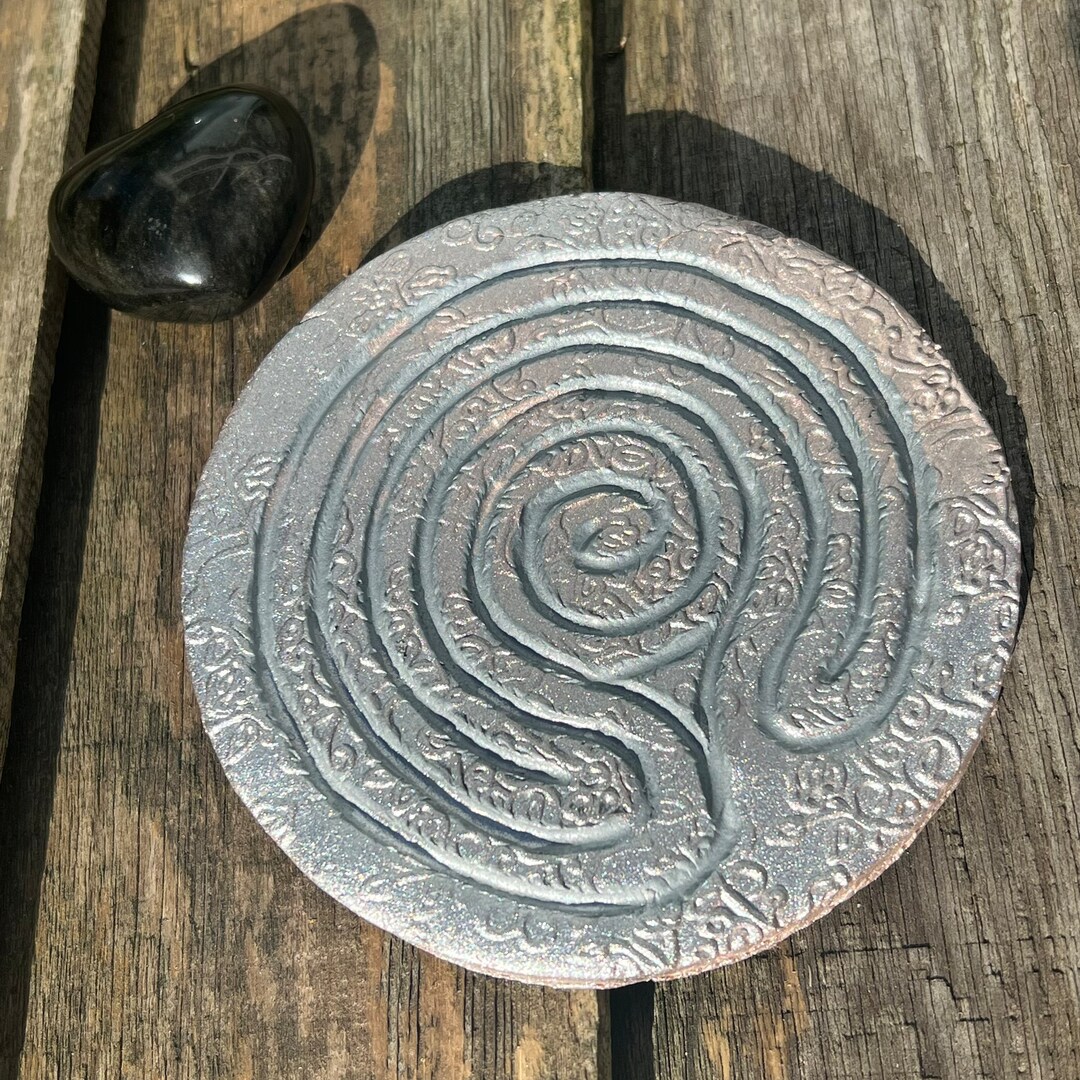 Palm-sized Finger Labyrinth for Meditation / Prayer / - Etsy