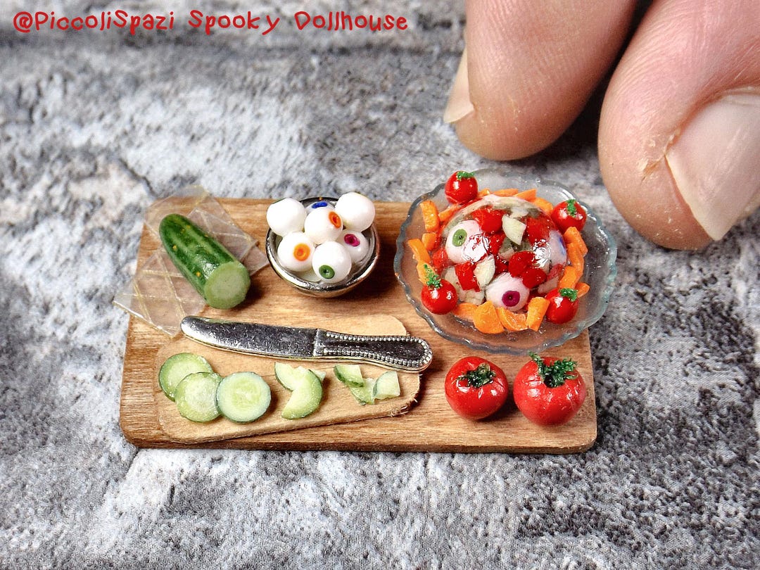 Monster Dolls Making Food, Eyes Aspic, Jelly Witch Food, Haunted ...