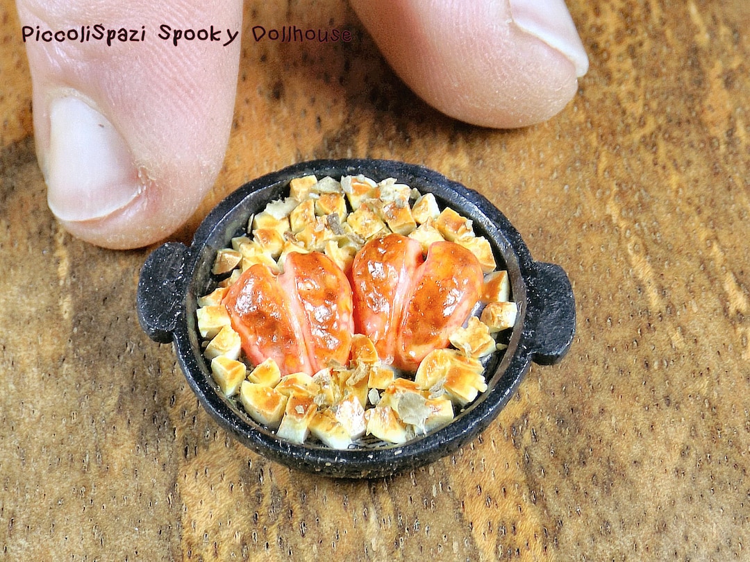 Baked Brain and Potatoes, Miniature for Monsters and Witches, Scary 1: ...