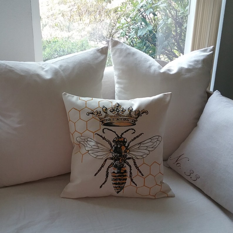 Queen Bee, Crown, Honeycomb Montage, Vintage Style, 18" X 18" Canvas ...