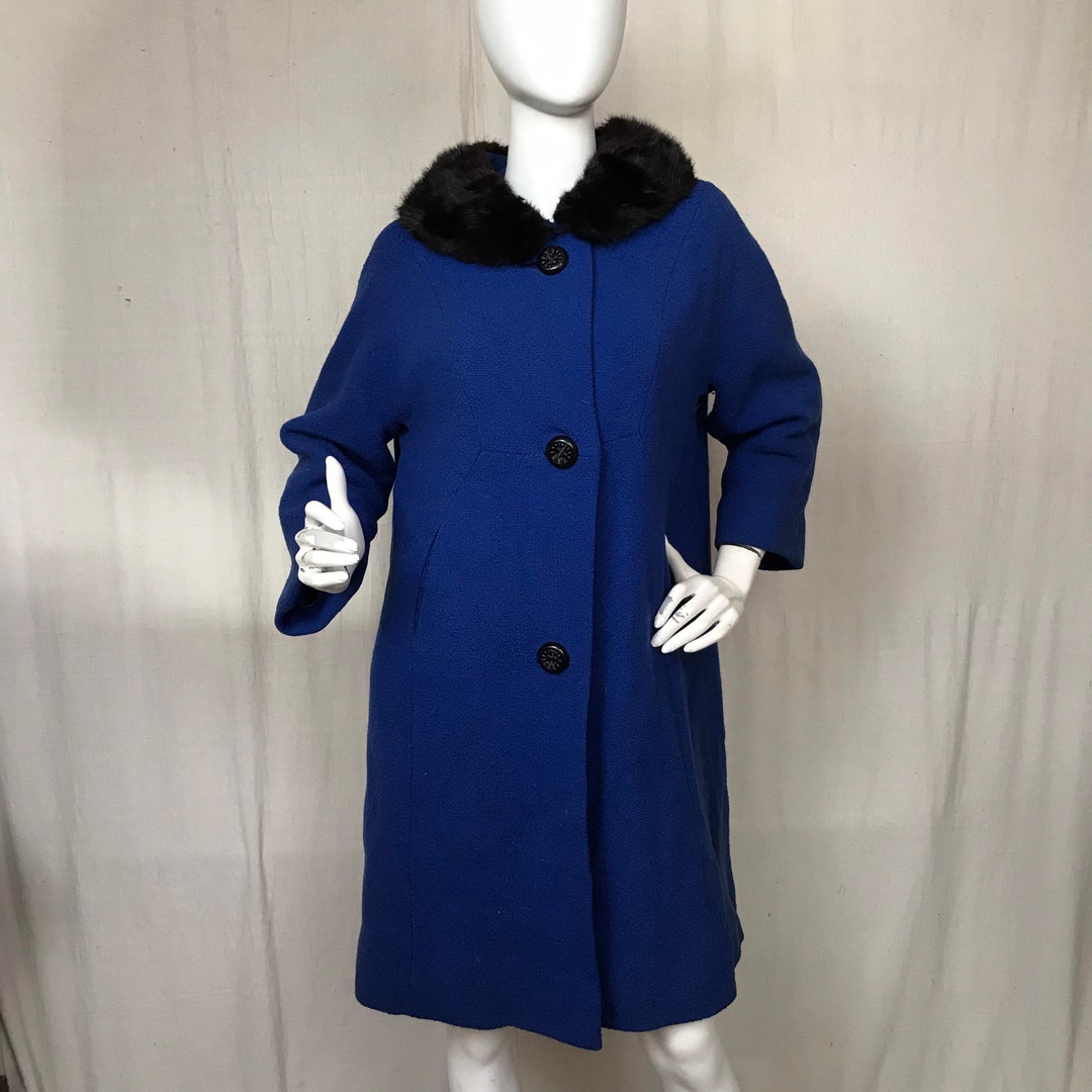 50s 60s Fur Collar Blue Swing Coat // Black Fur Trim Mid Length Women's ...