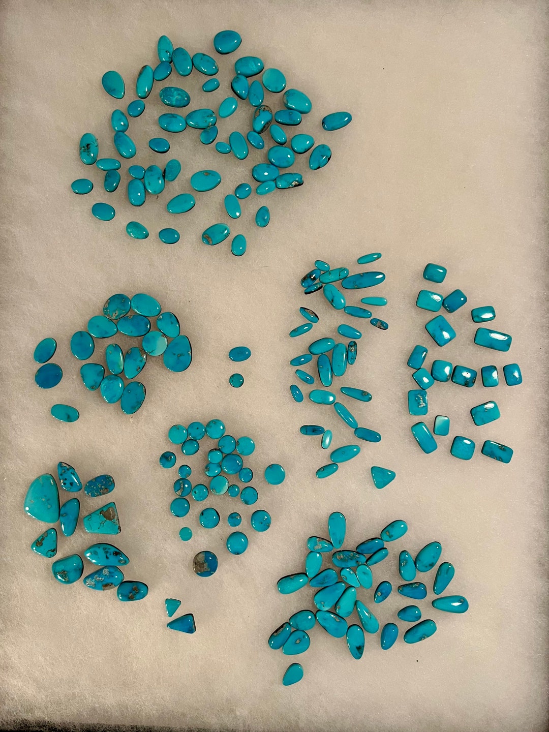 Tray of Very High Grade and Rare Sleeping Beauty Cabs. 615.5 Cts of ...