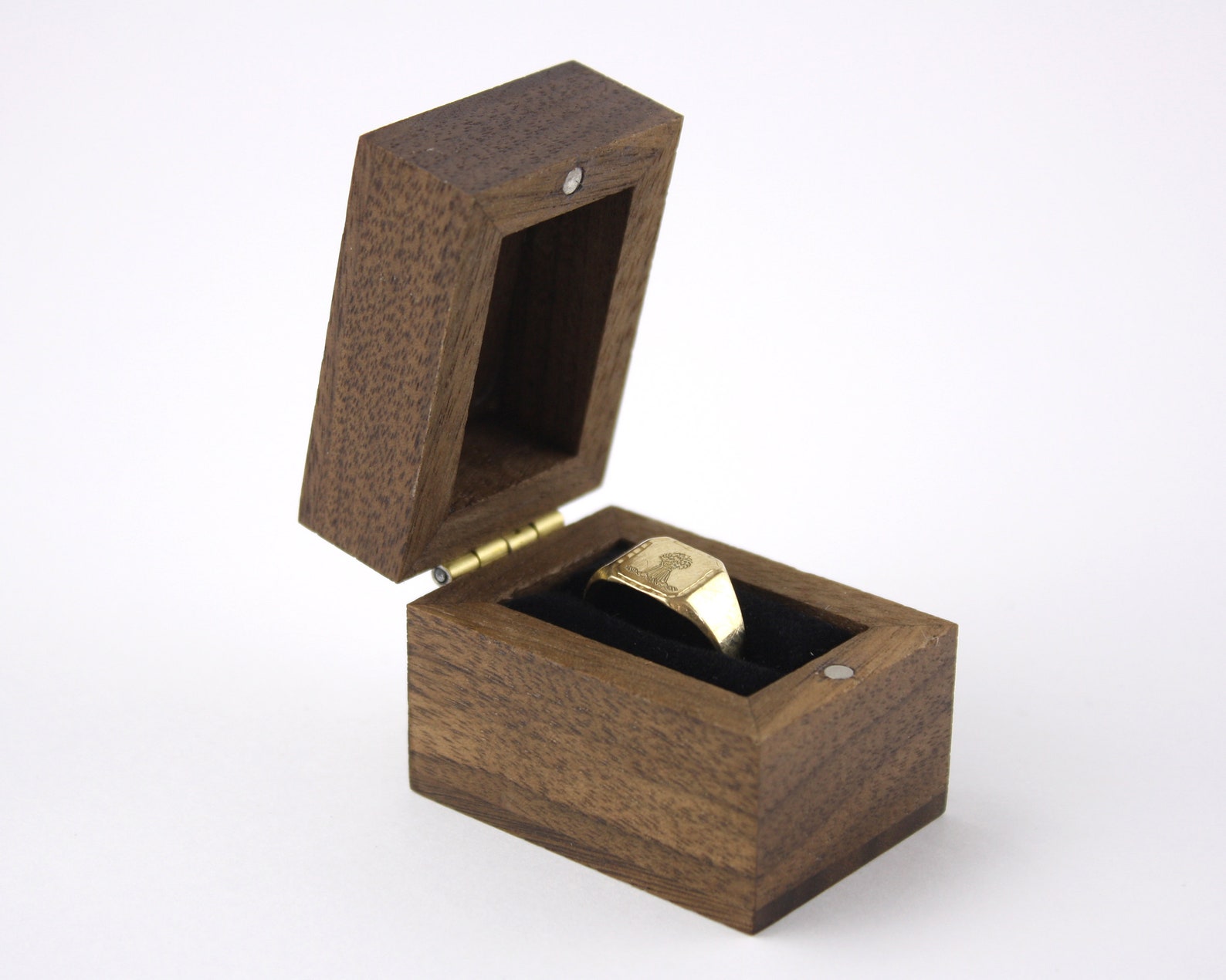 Handmade Solid Walnut Ring Box - Etsy