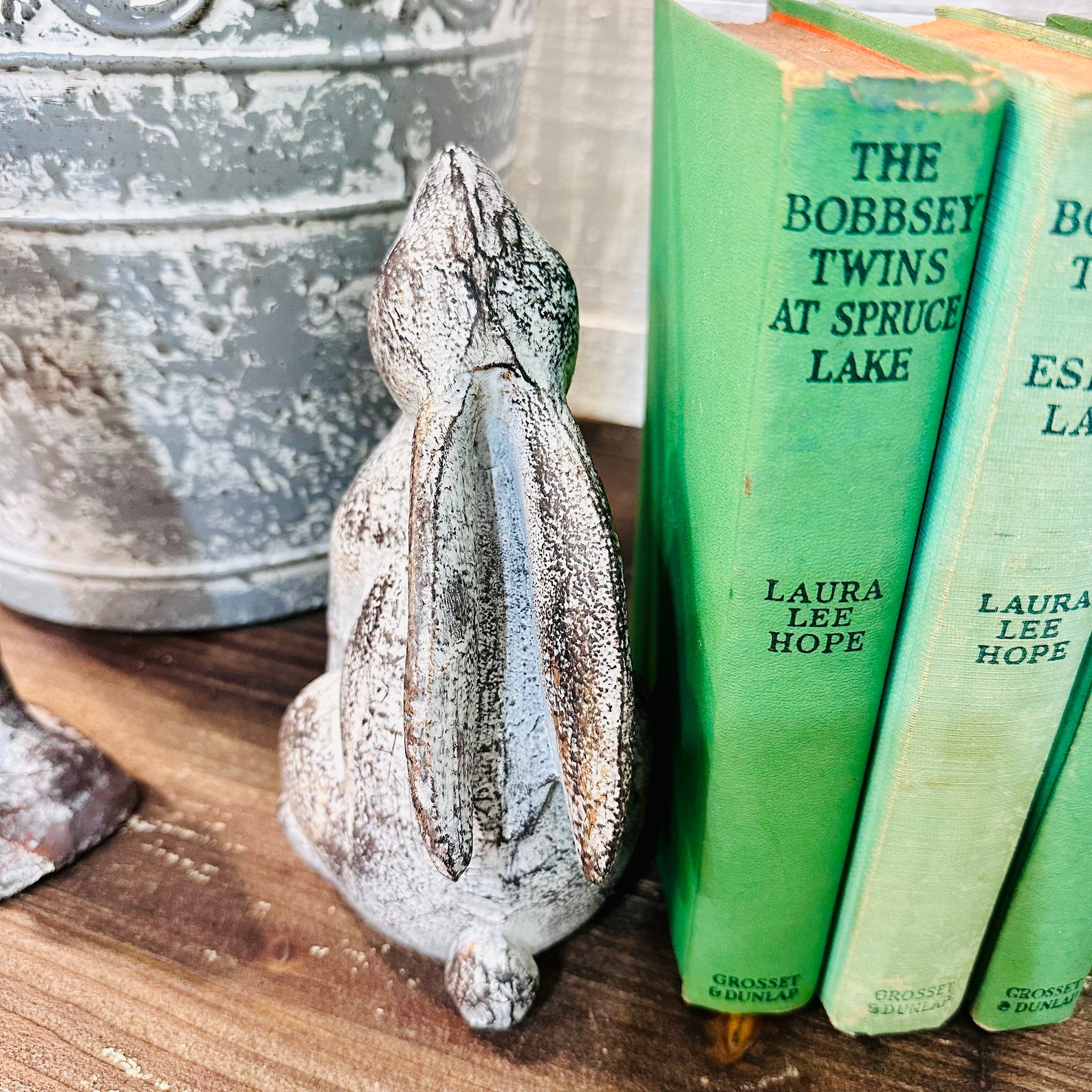 Large Set of Bunny Booked, Easter Bunny Rabbit Desk Decor Bookend - Etsy