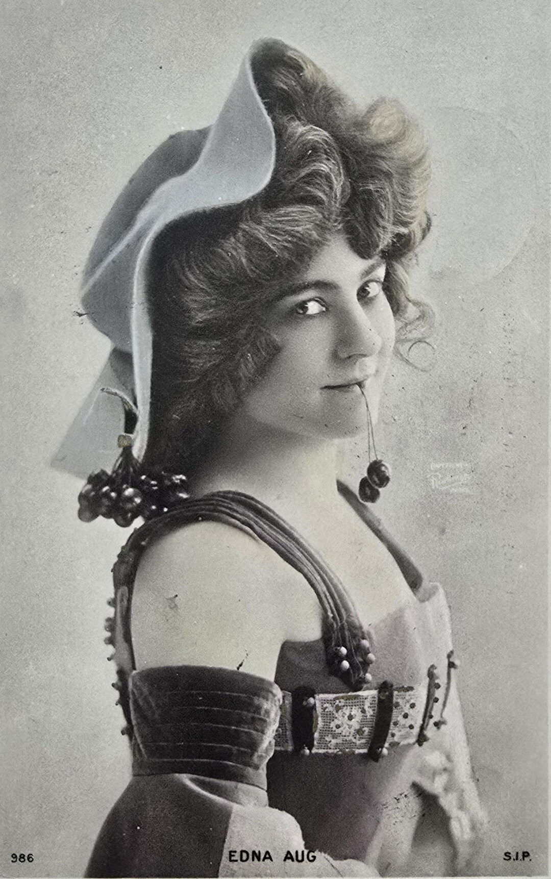 Belle Epoque Actress /// Edna Aug /// Fancy Portrait /// Reutlinger ...