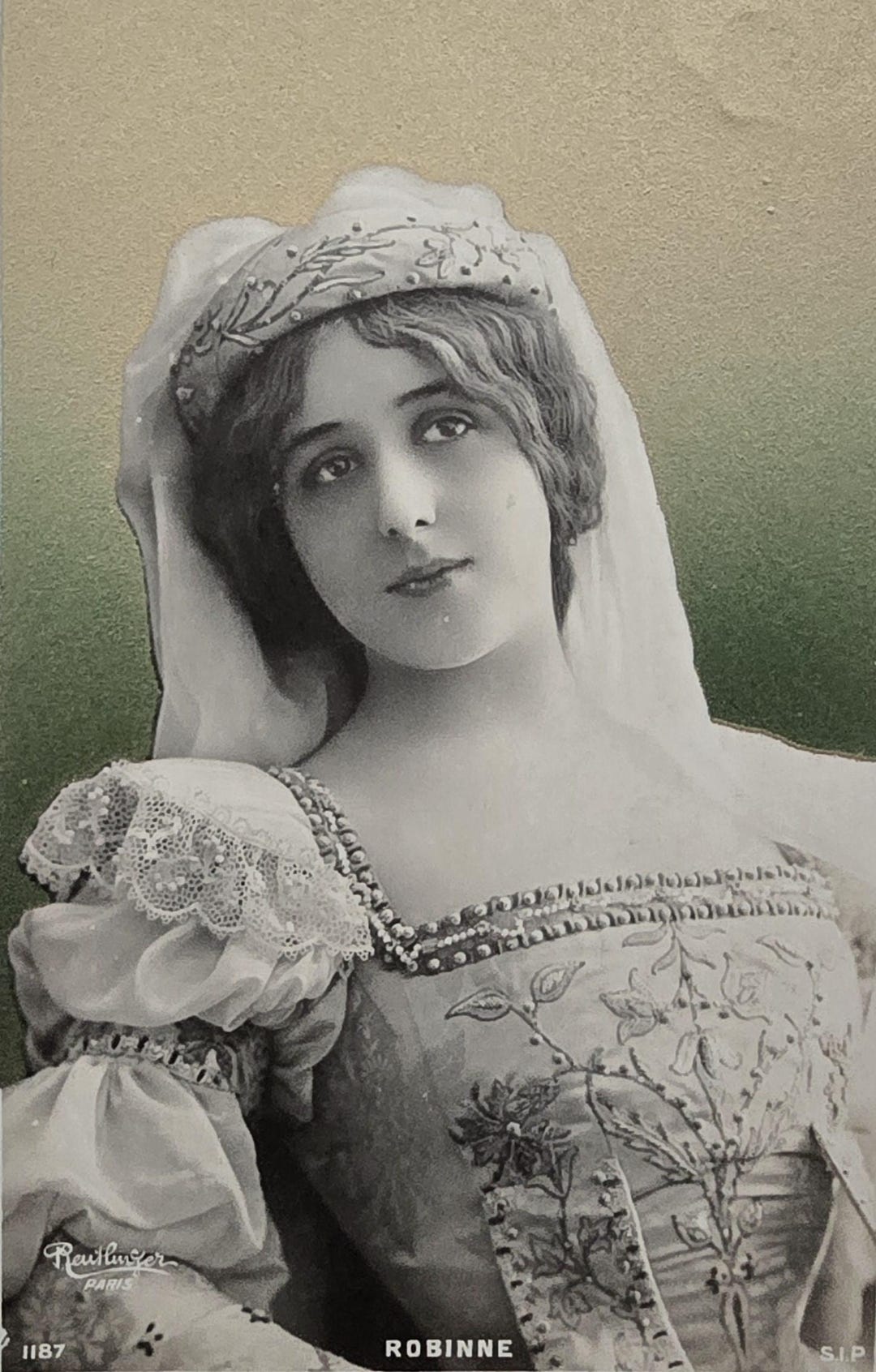 Belle Epoque Actress /// Gabrielle Robinne /// Theatre Stage Star ...