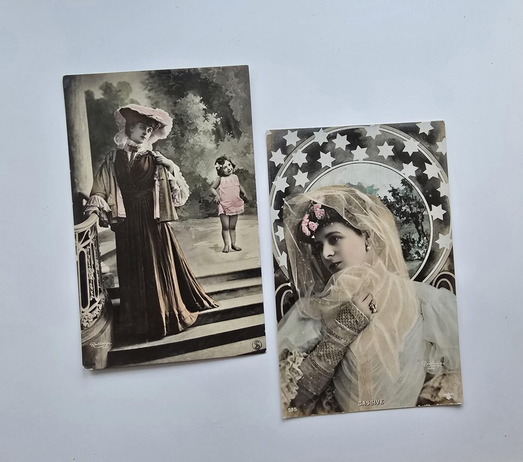 Set of 2 Postcards /// Belle Epoque Actress /// Robinne & Cassive ...