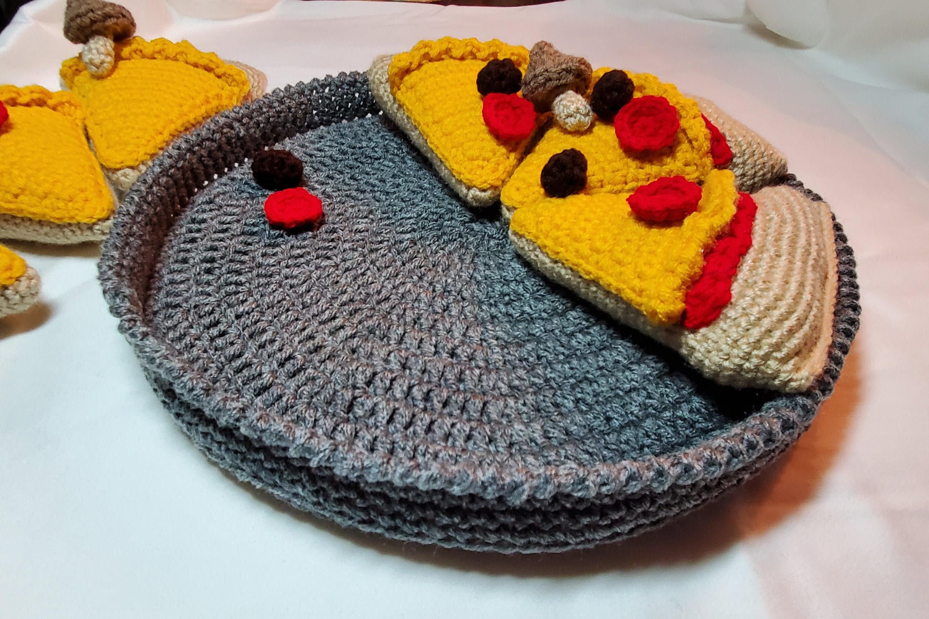 Crochet Pizza Play Food, PDF Pattern, Amigurmi, Pan, Pepperoni, Sausage ...