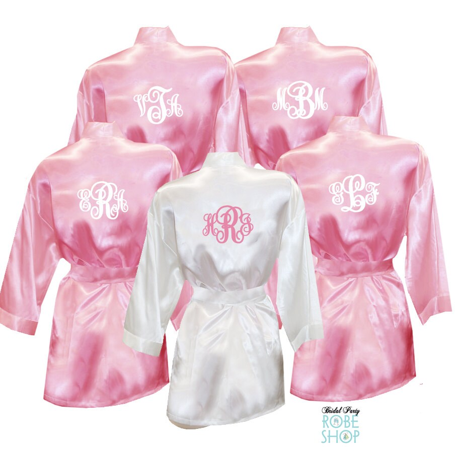 Set of 5 Personalized Bridal Party Satin Robes with Monogram | Etsy