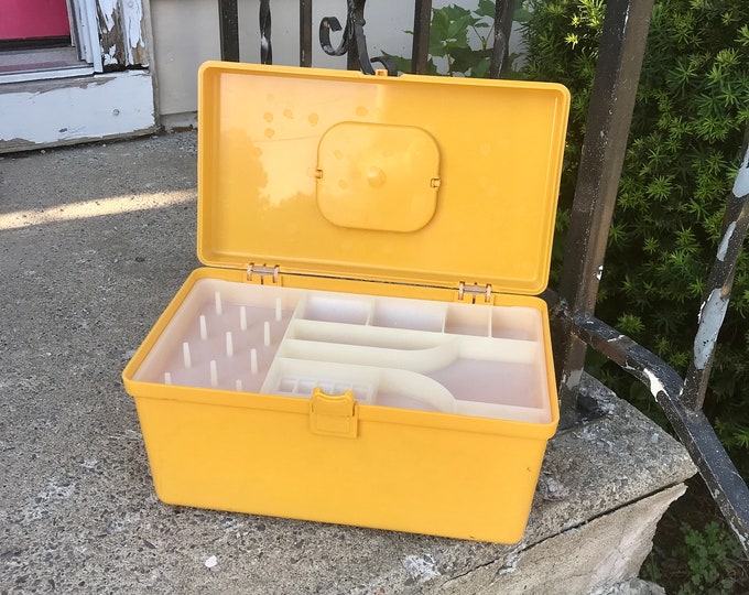 Vintage Yellow Plastic 2 Tier Knitting or Sewing Case Tool Box Wilson ...