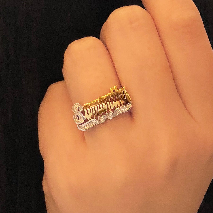 Name plate gold ring store