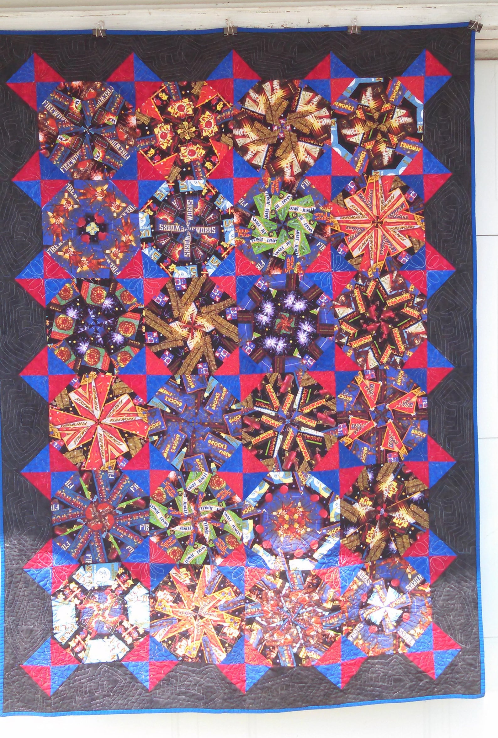 Fireworks Quilt - Etsy
