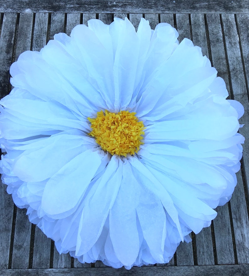 White Tissue Paper Flower Daisy Beautiful for Weddings - Etsy
