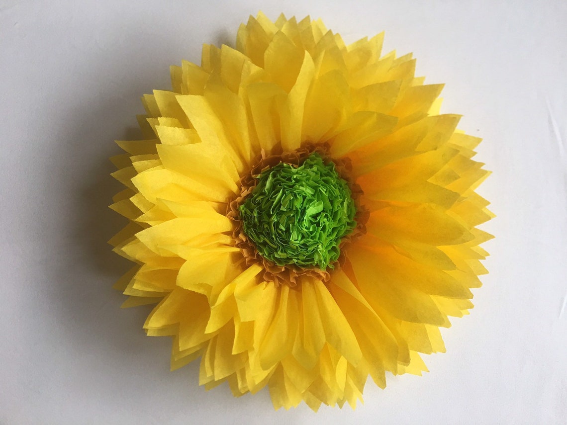 Choose your own paper sunflower backdrop for sunflower wedding | Etsy