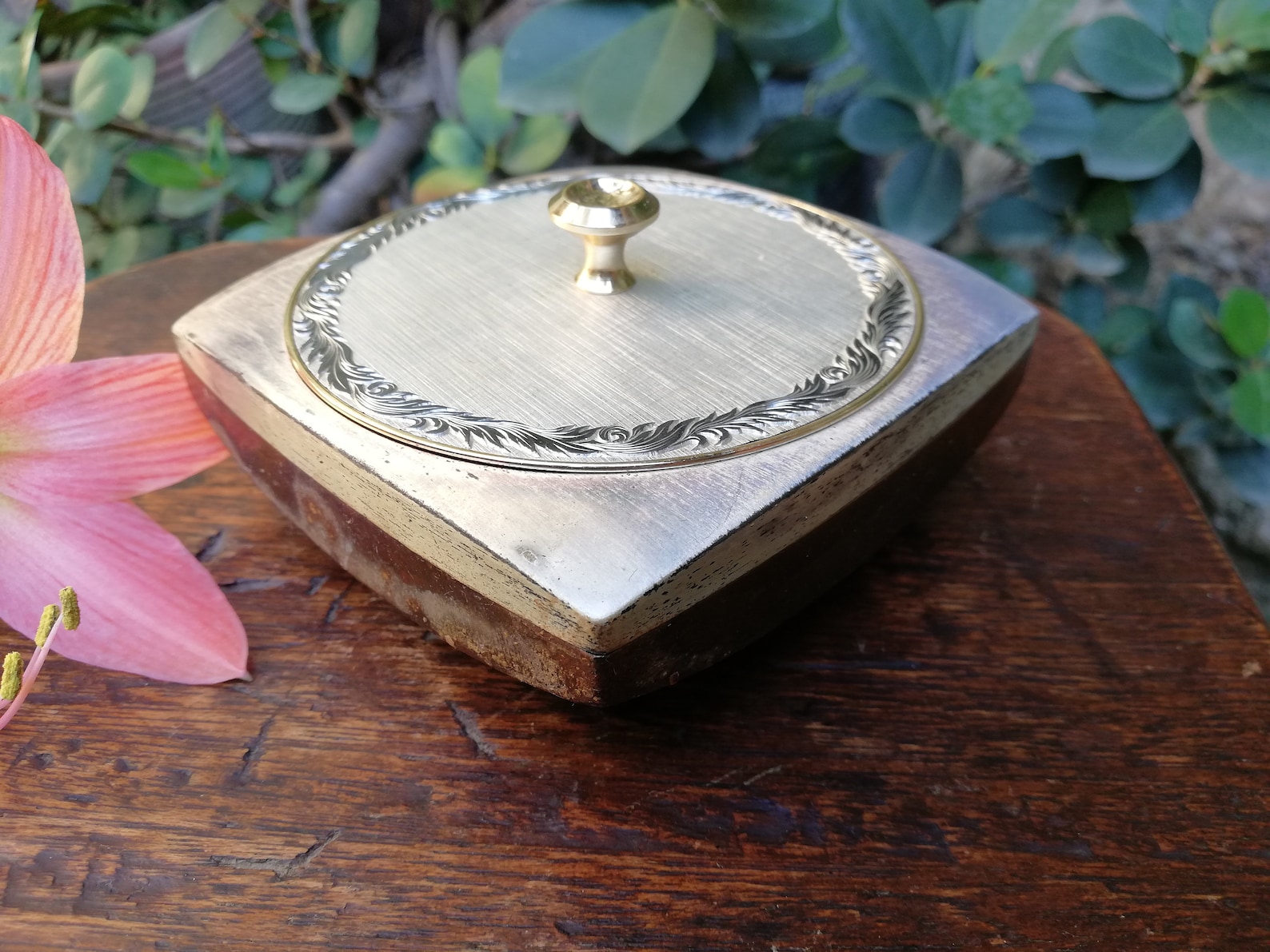 Distressed Vintage POLA Square Metal Powder Box With Mirror - Etsy