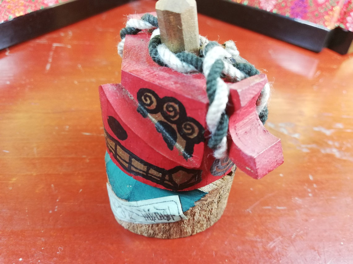 Japanese Folk Style Craft Wooden Shishi Kokeshi Doll - Etsy