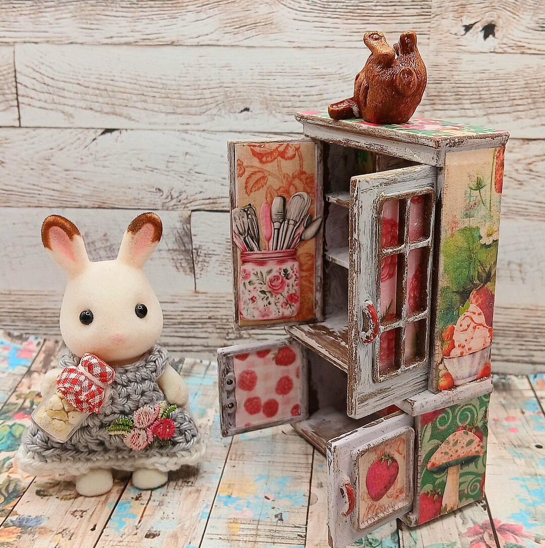 Sylvanian Families Kitchen Dresser , Custom Dollhouse Sylvanian ...