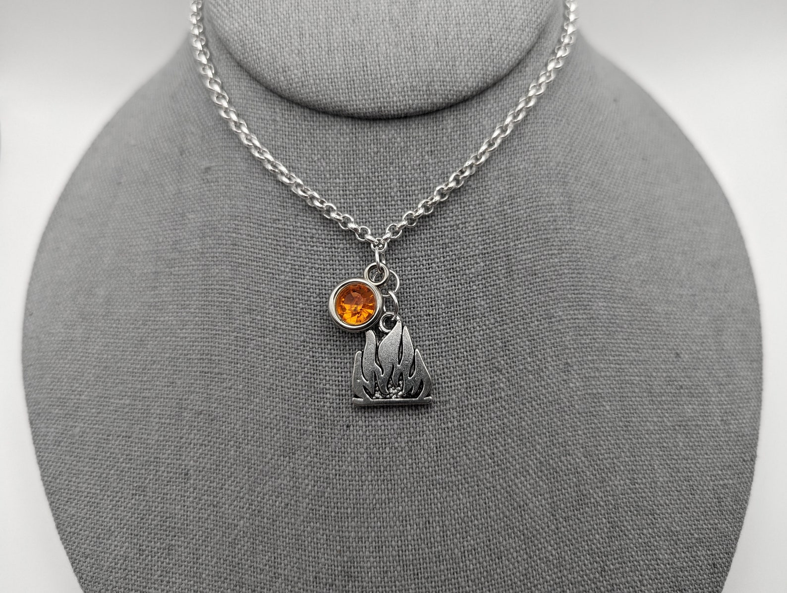 DND Class Inspired Mini Jewel & Charm Necklaces - All Official Classes ...