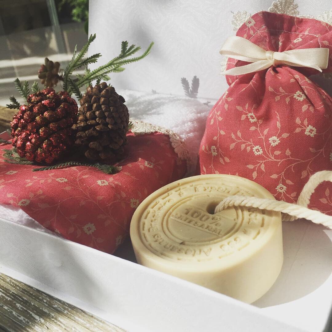 Set of Towel, Soap and Sachet in a Delicate Box , Christmas Gift, Towel ...