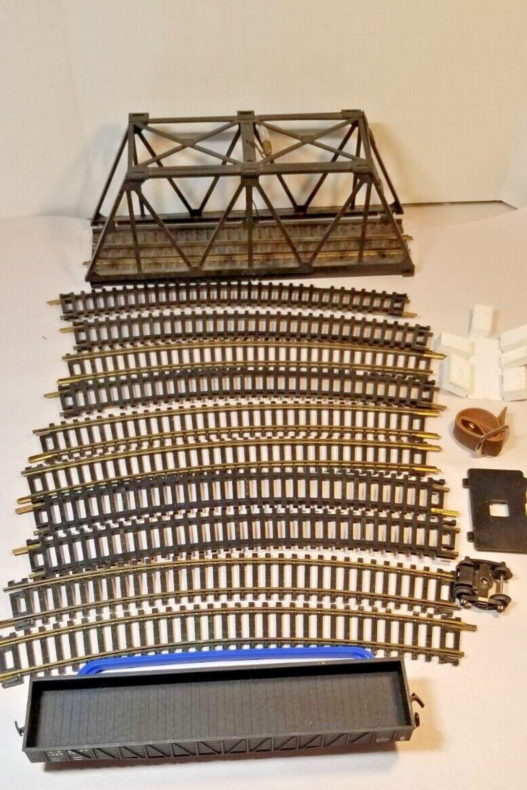 Vintage Train Lot Bachmann Ho Scale 10 Tracks, Truss Bridge Train Car ...