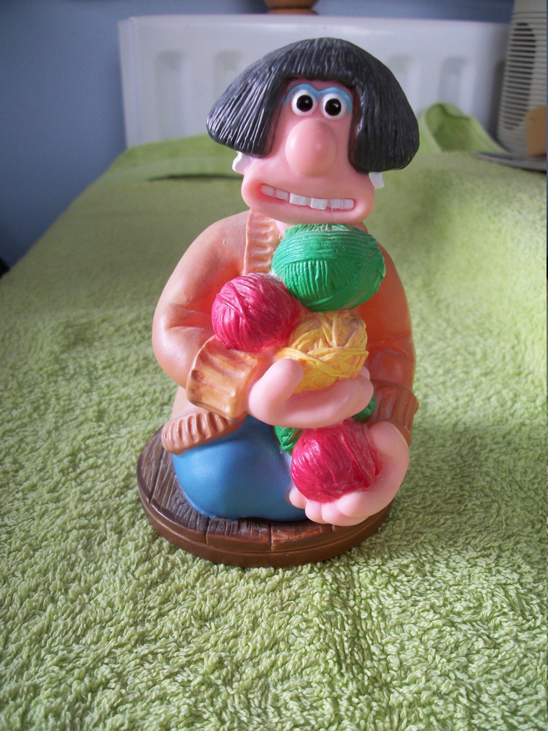 Wallace and Gromit, Wendolene Bubble Bath Topper Aardman Animations ...