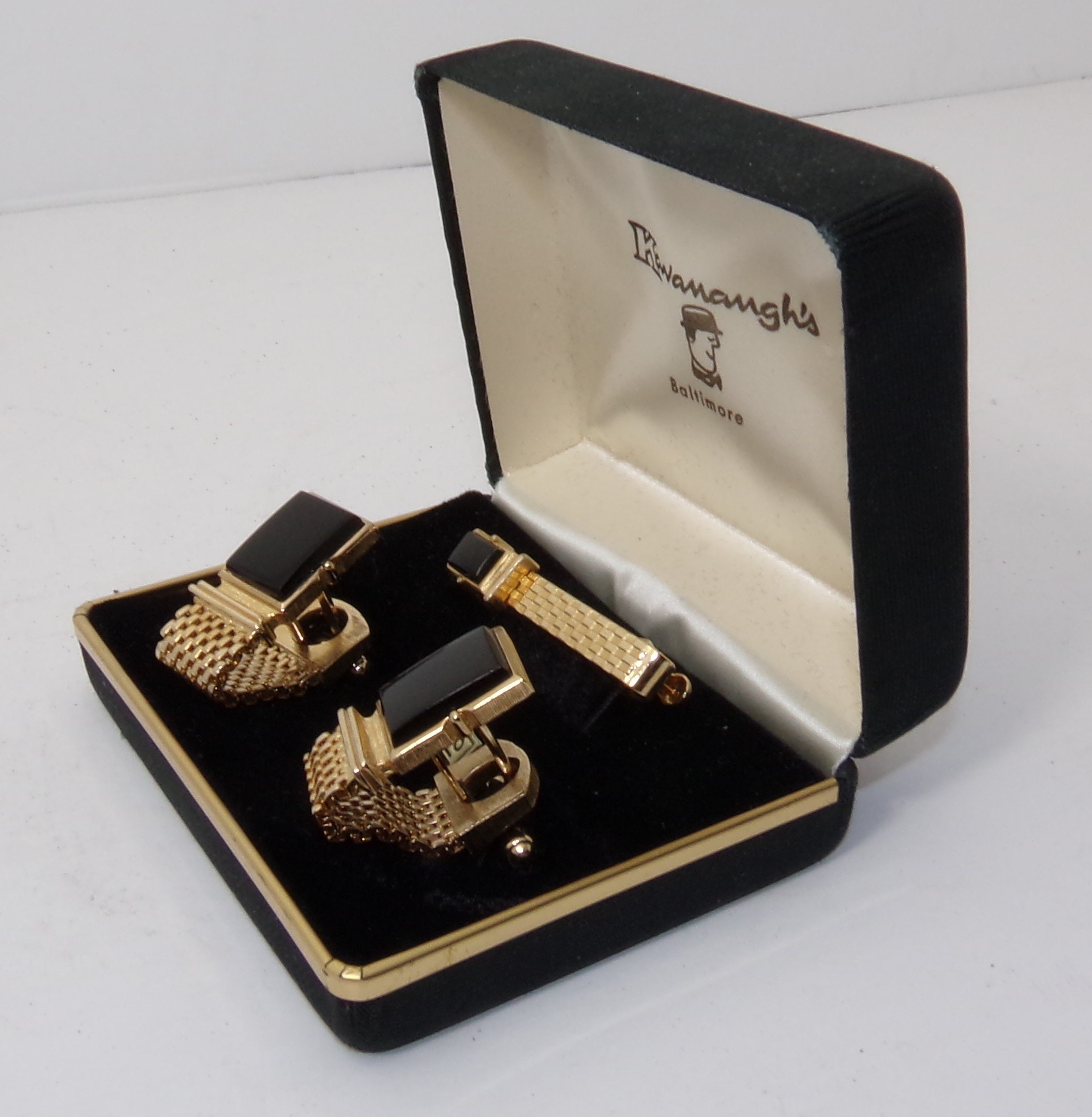032 Vintage Swank Men's Black Onyx Stone Wrap Around Cuff Links & Tie ...