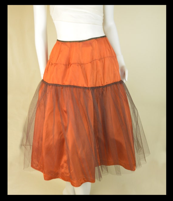 Authentic Crinoline Vintage Tulle Crinoline 1950s Pet… - Gem
