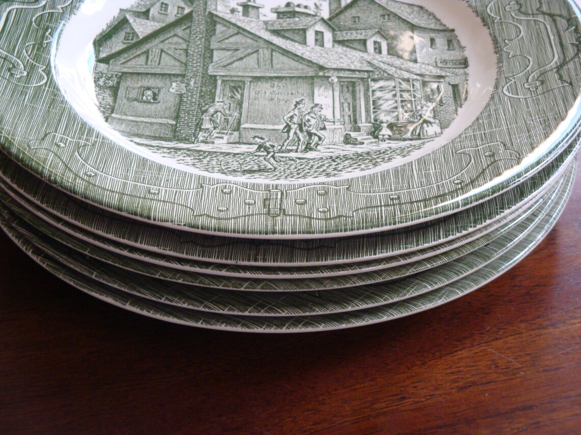 Royal USA the Old CURIOSITY SHOP Green Dinner Plates 3 | Etsy
