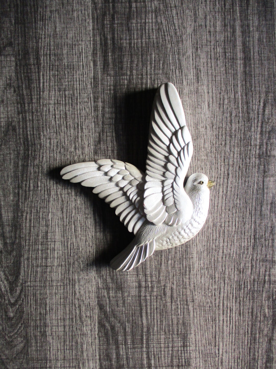Vintage Chalkware Dove Wall Hanging White Chalkware Bird Plaque Wall ...