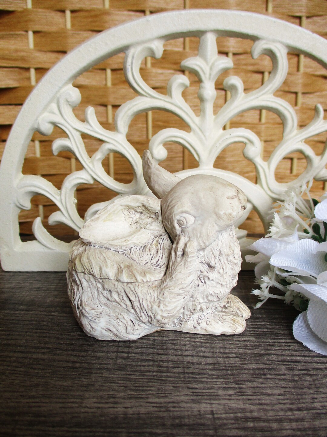 White Rabbit Ring Box Vintage Hen Feathers Bunny Rabbit Trinket Box - Etsy