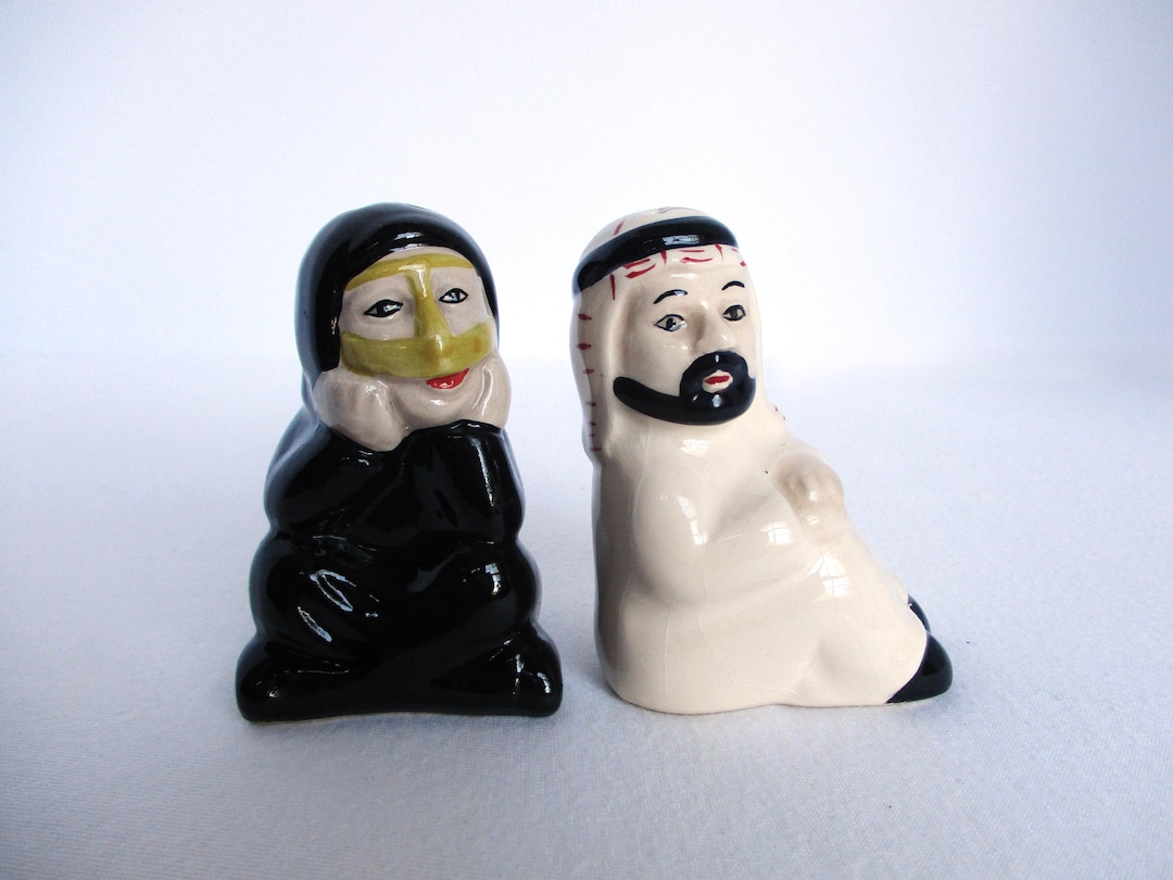 Arabic Couple Salt and Pepper Shakers Ceramic Arab People Shakers 2001 ...