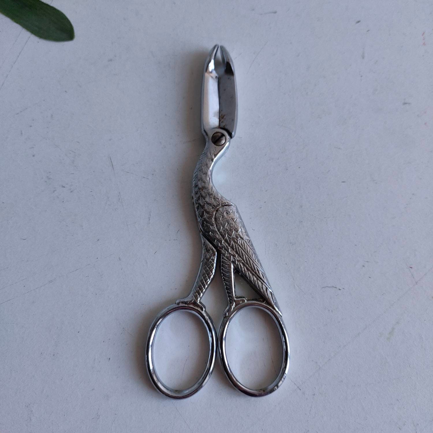 stork form and ornate finish. bird French vintage silvered metal grape ...