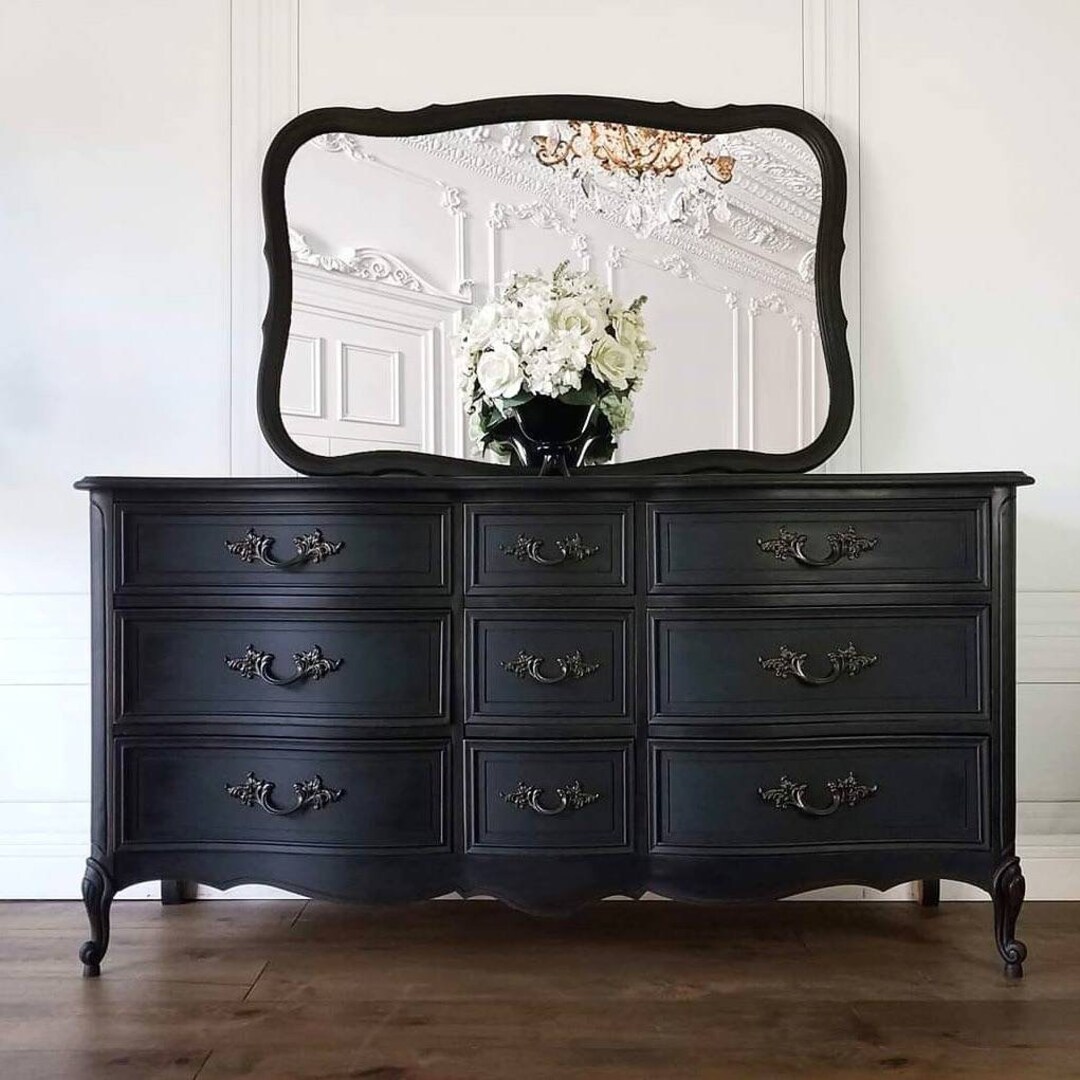 AVAILABLE! Free Shipping! French Provincial Vintage 9 Drawer Dresser ...