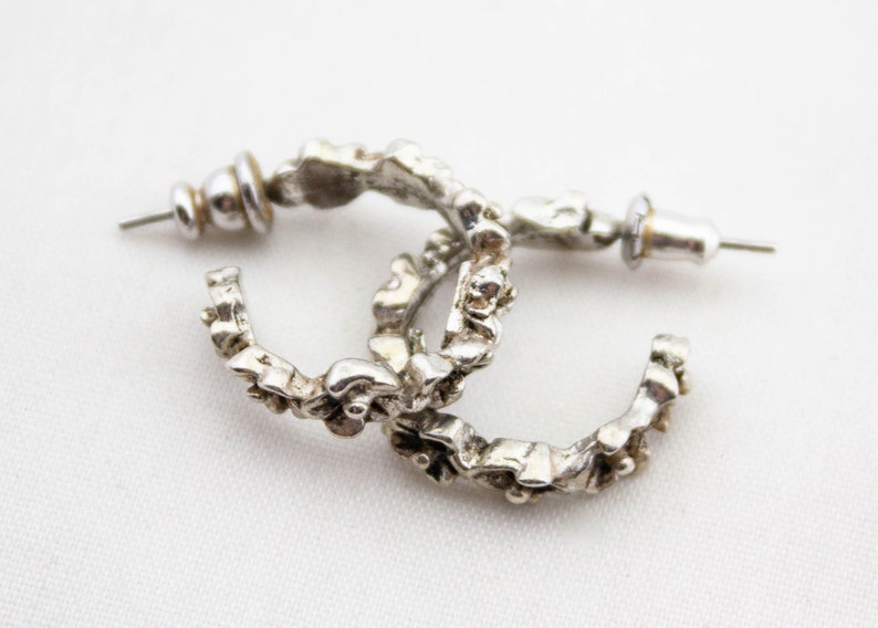 Vintage EH Signed Dark Silver Tone Metal Flower Hoop Earrings - Etsy