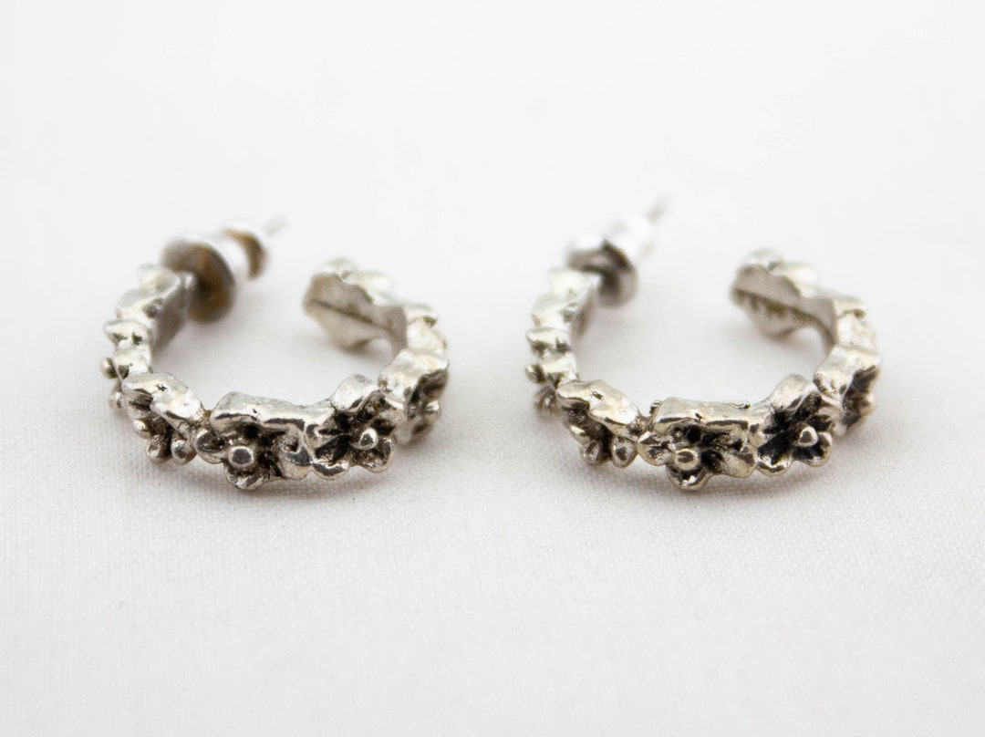 Vintage EH Signed Dark Silver Tone Metal Flower Hoop Earrings - Etsy