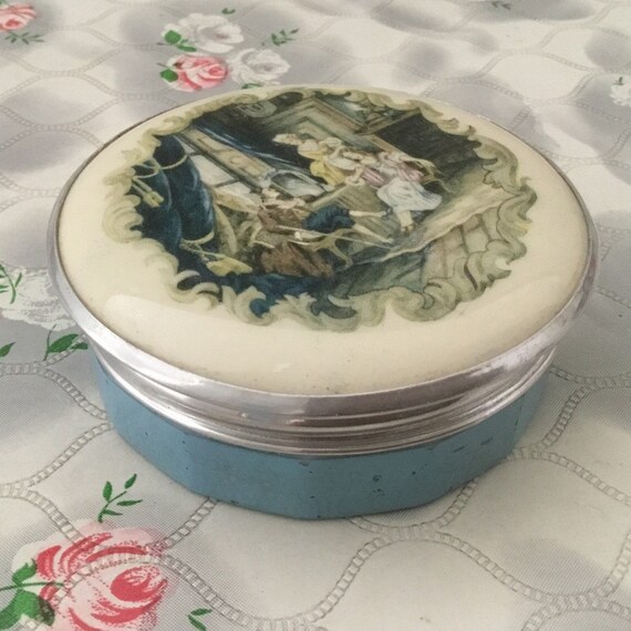 gwenda vintage powder bowl - Gem