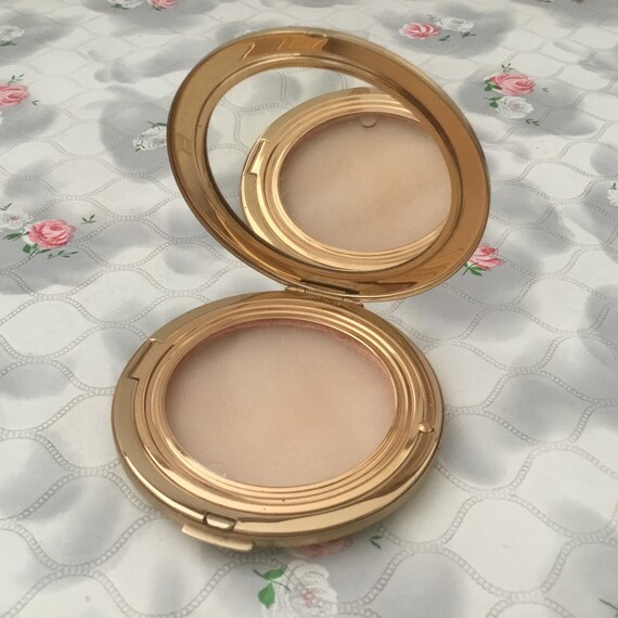 Stratton powder compact, c1970s or 1980s gold convert… - Gem