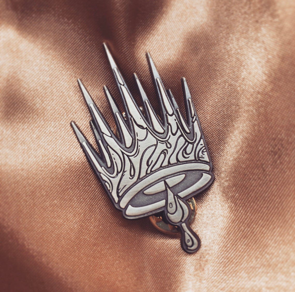 Queen's Crown Metal Pin | Etsy