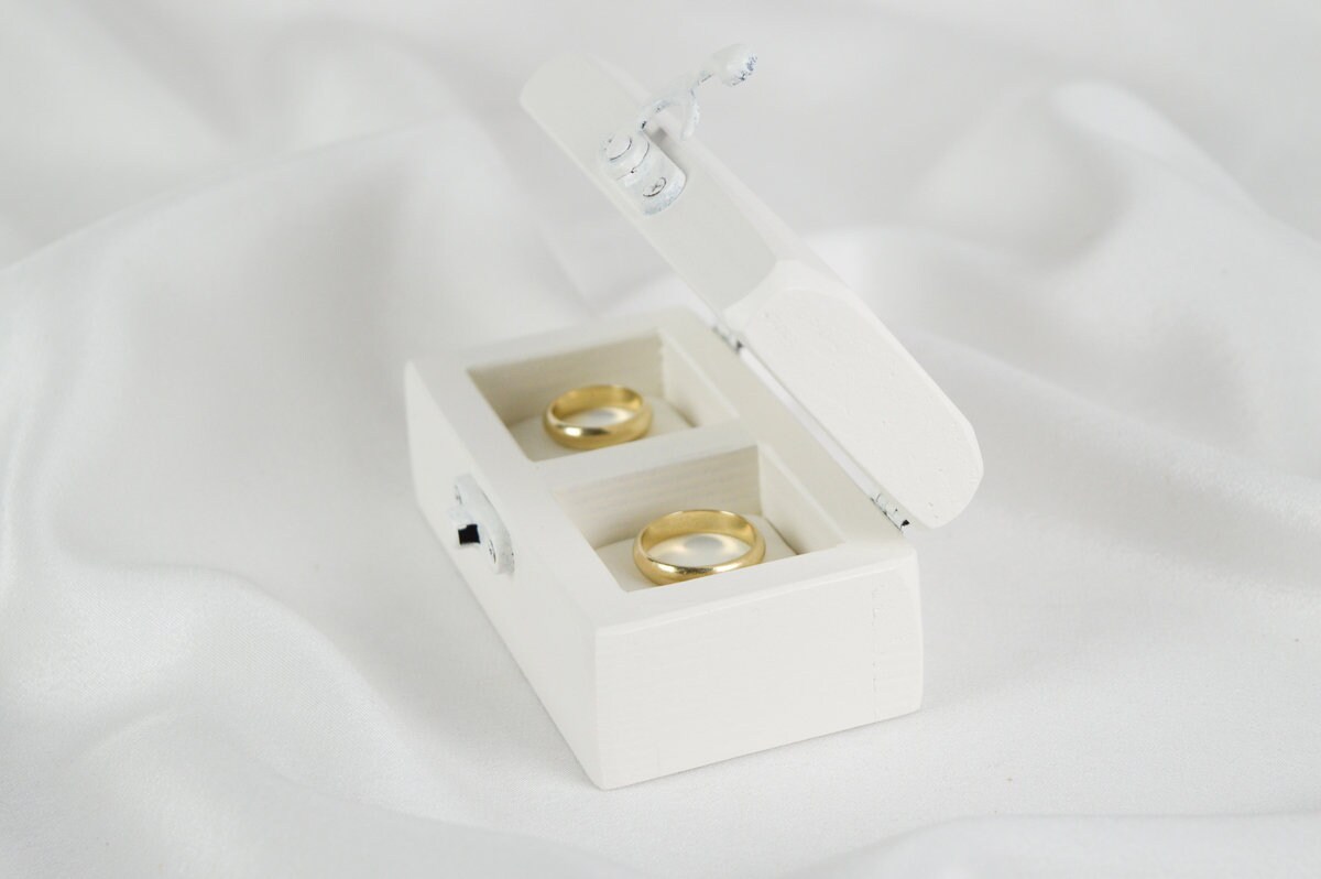 White Ring Box Personalized Ring Box Ring Bearer Box White | Etsy