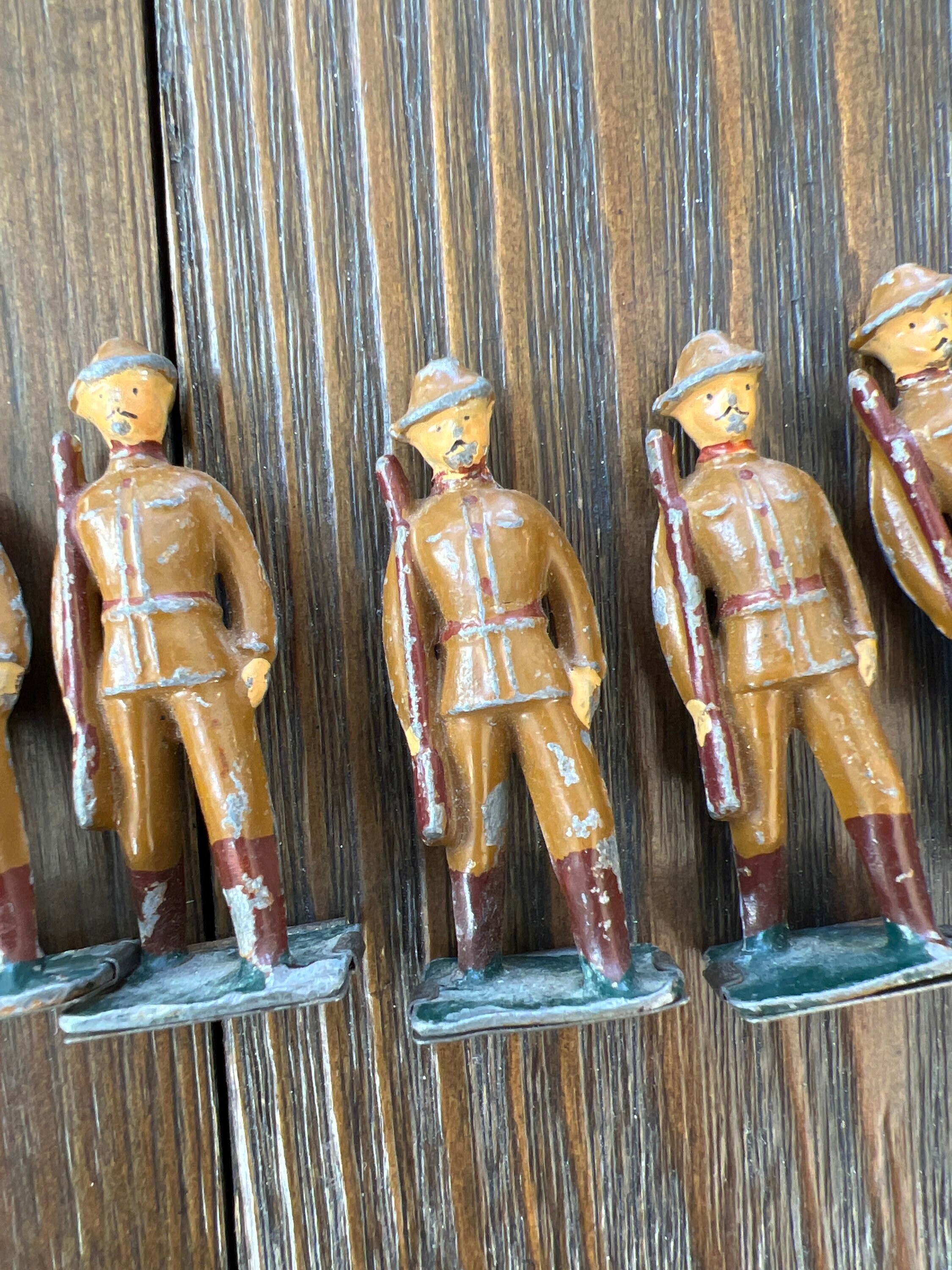 Vintage 1940s Collectible Toy Lead Soldier Set - Etsy