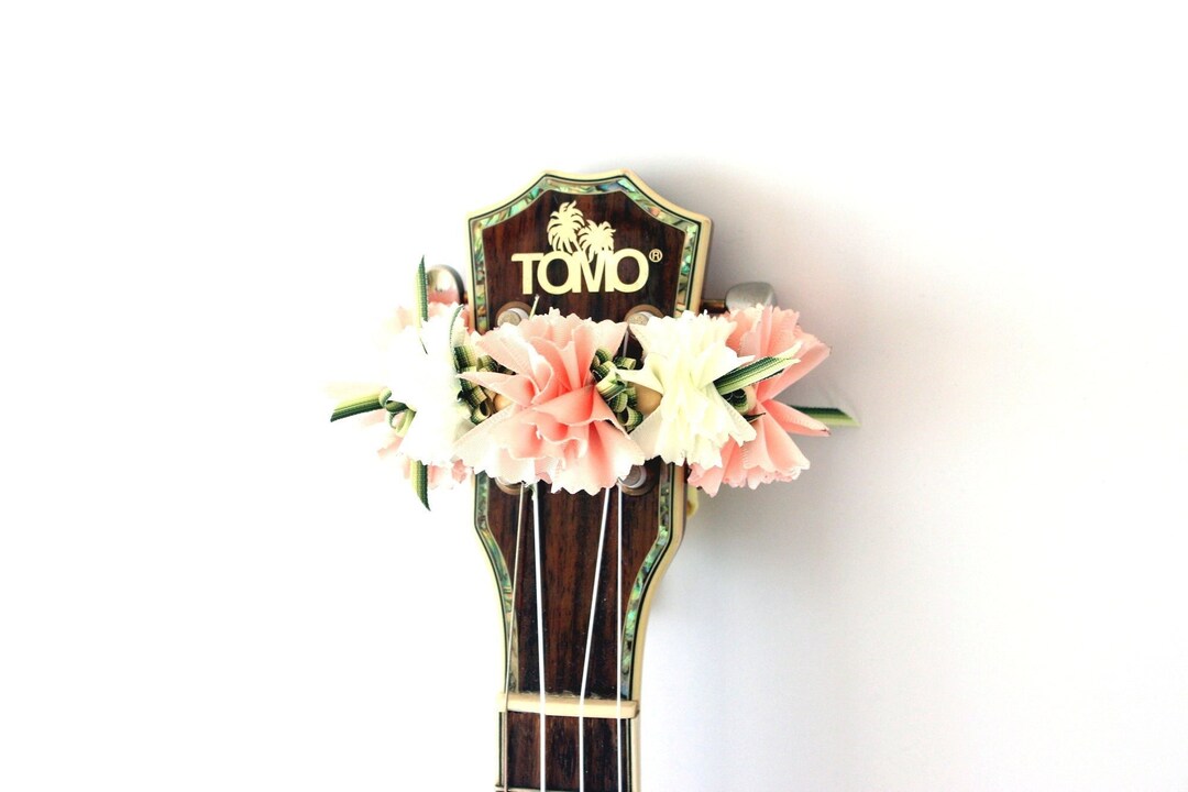 Hawaiian Ukulele Lei Carnation | Island Style Ukulele Strap & Deco ...