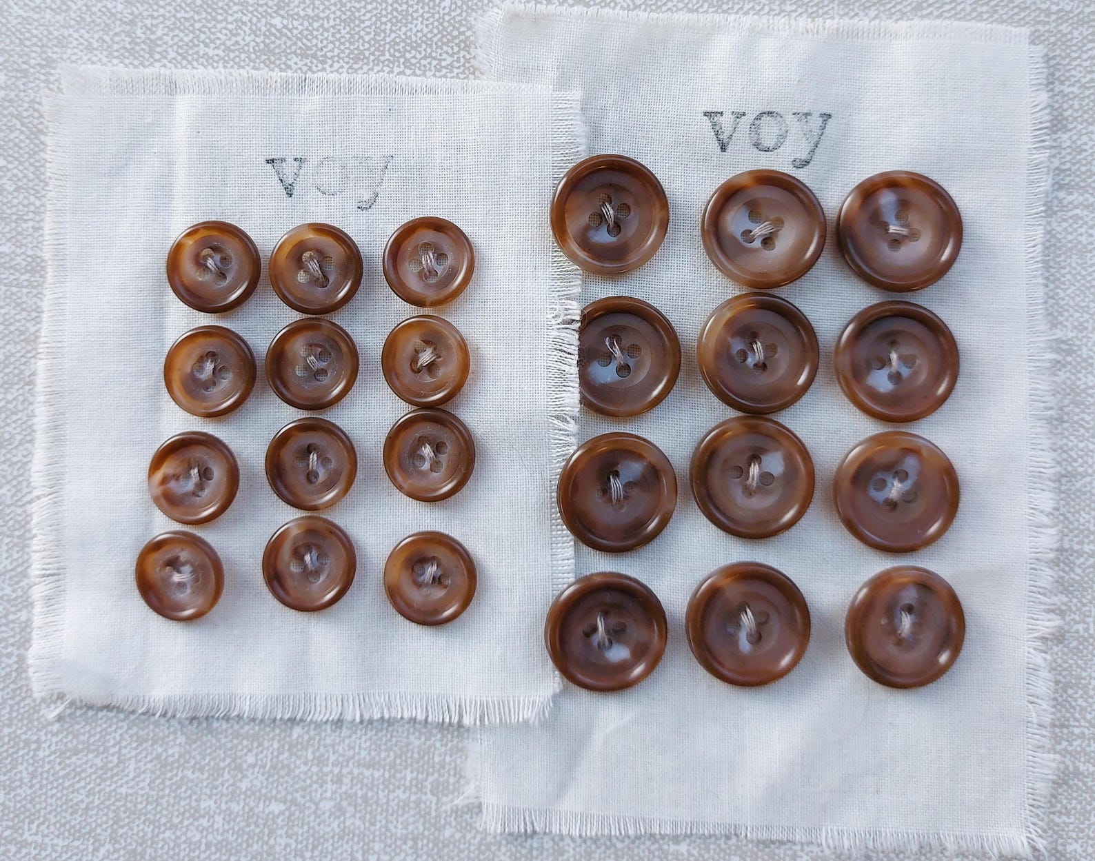 Amber Horn Buttons, High Quality Horn Buttons, 14mm 4 Hole Buttons ...