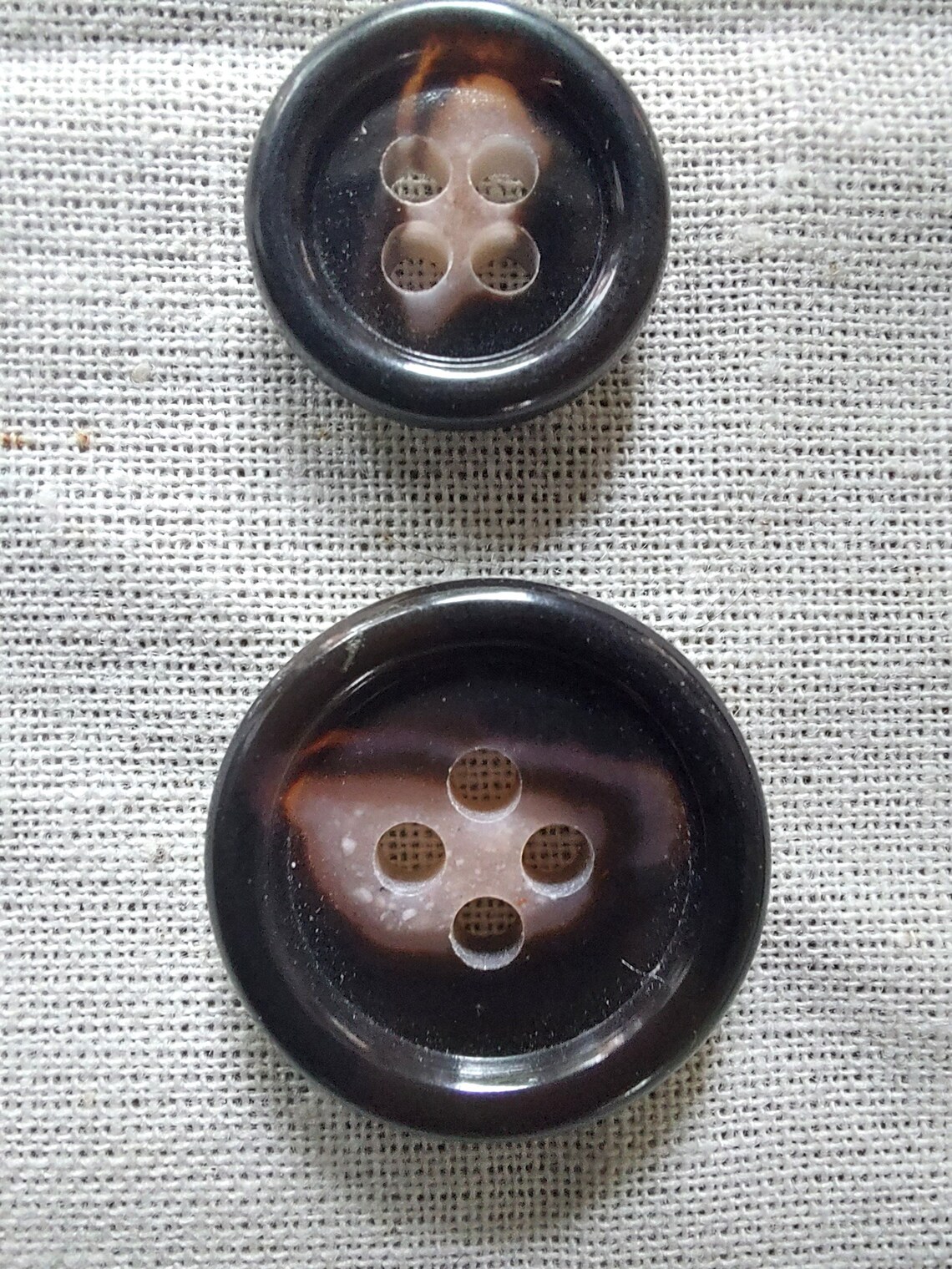 14mm Shiny Horn Buttons, High Quality Horn Buttons, 14mm 4 Hole Buttons ...