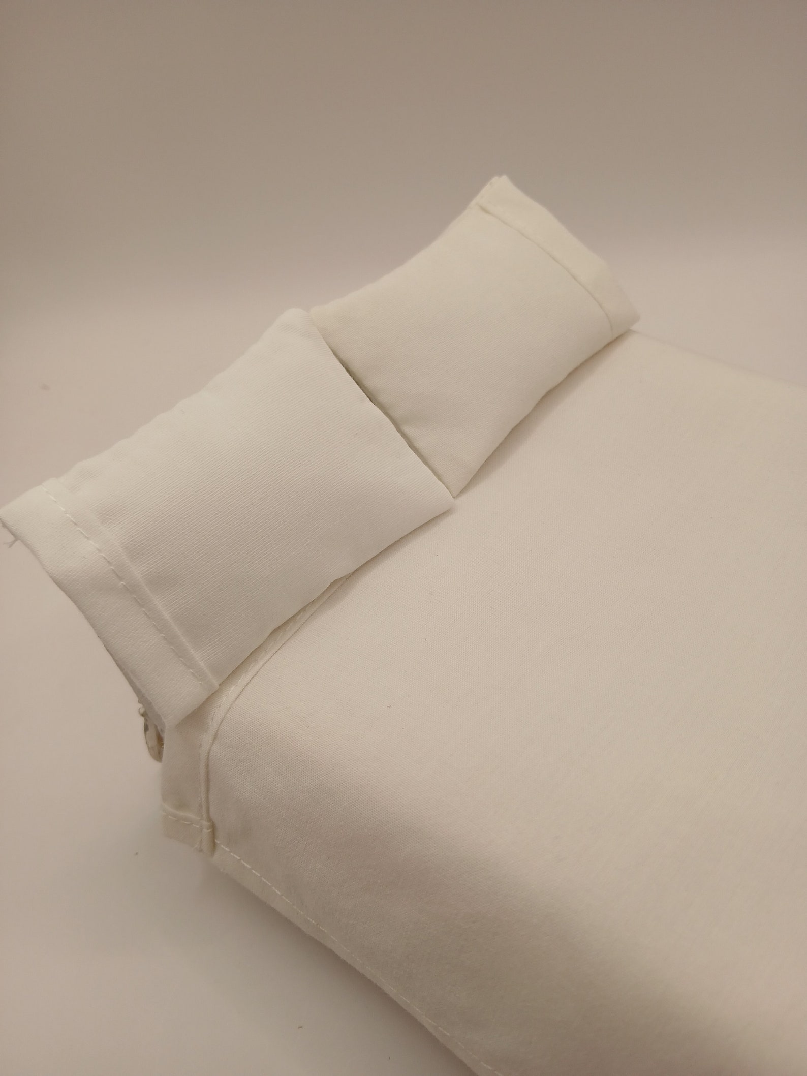 Dollhouse Miniature 6 PC Sheet Set 1:12 Scale Pillows Removable ...
