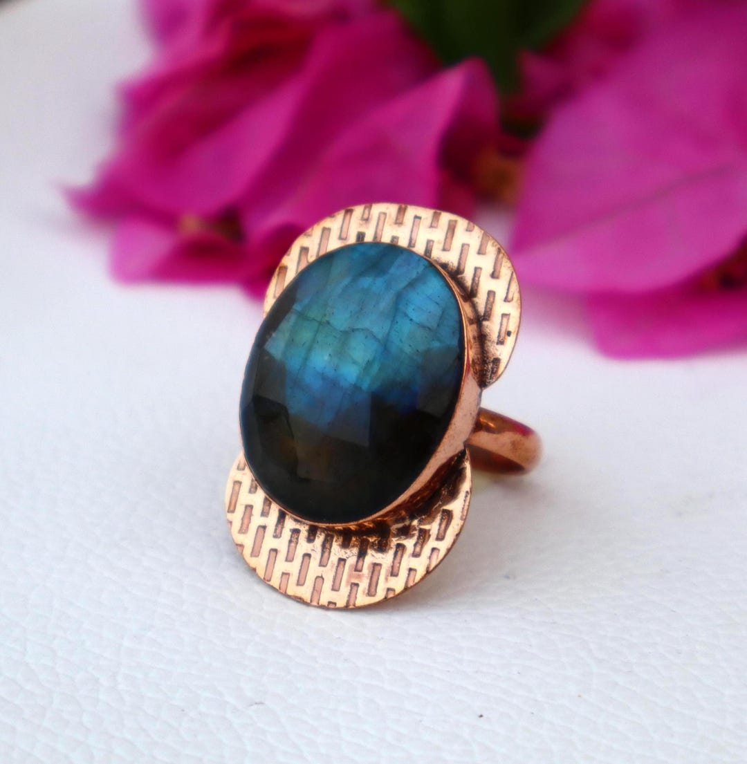 Big Textured Copper Ring With Rose Cut Natural Labradorite ...