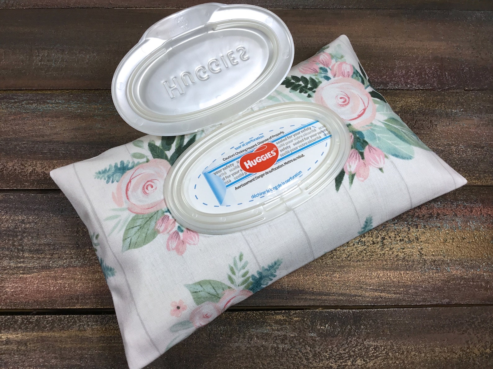 Roses Shiplap Print Wipe Case Travel Wipes Case Wipes Cover | Etsy