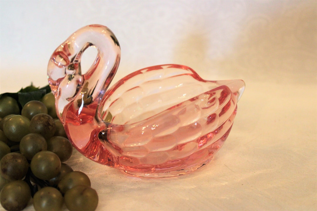 Vintage Viking Pink Glass Swan Candy or Trinket Dish - Excellent ...